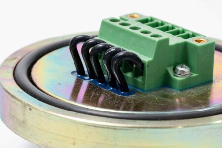 Custom Hermetic Assemblies using Epoxy Technology